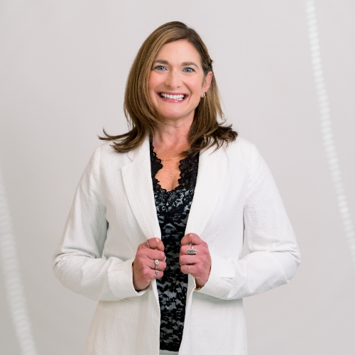 Andrea Iacovetta | Licensed Closing Manager | Thomas Riddle Real Estate ...